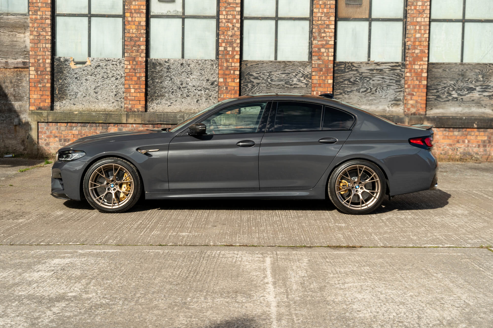Brands Hatch Grey - BMW M5 CS (F90) - carpaints.co