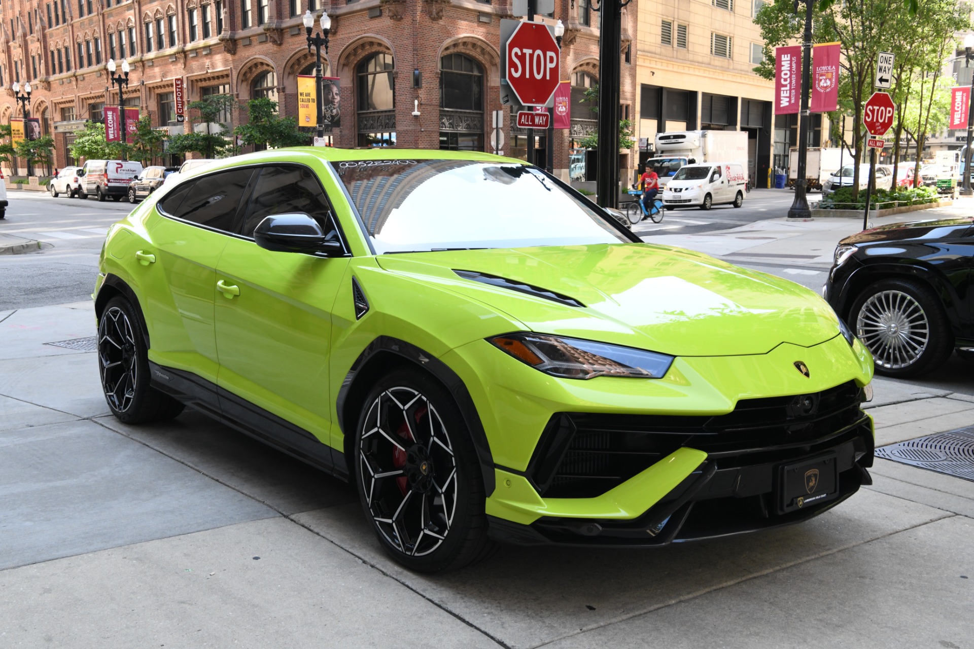 Verde Scandal - Lamborghini Urus Performante - carpaints.co